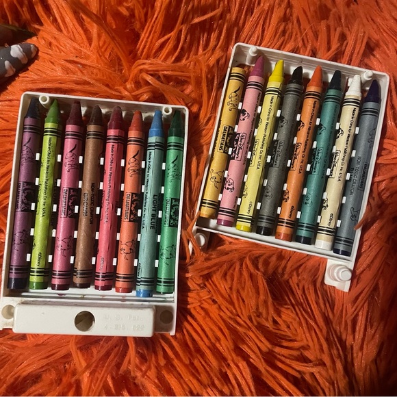 Golden | Office | Vintage Disney 1 Dalmatians Crayons Built In ...